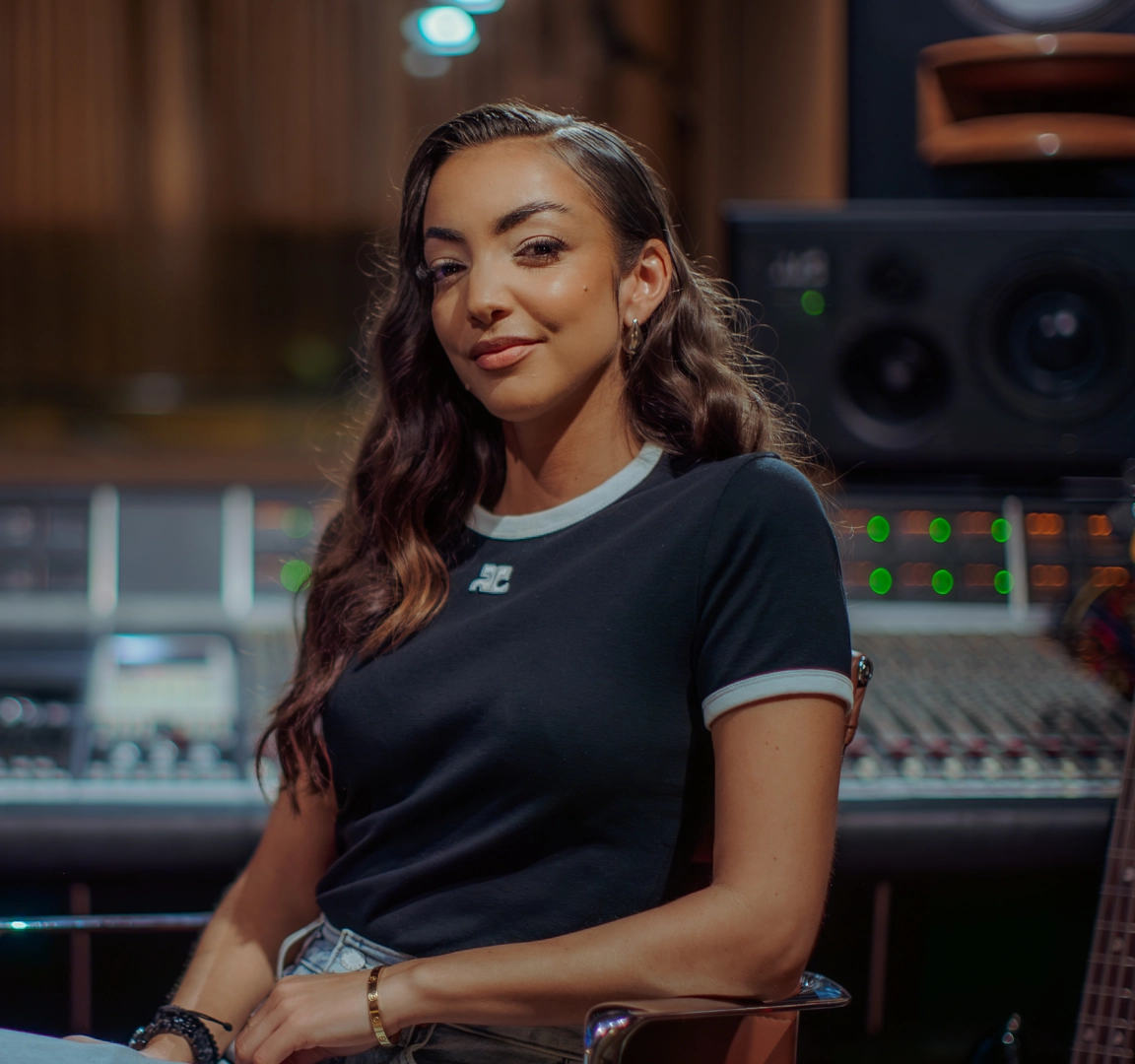 MixWithTheMasters Alissia producing ‘3’s Company’ by DRAM Tutorial | Go ...